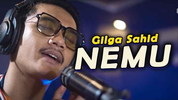 Lirik dan Terjemahan Lagu Kinaryo Kembange Wangi, Nemu - Gilga Sahid x Global Musik ...