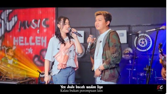 Lirik Lagu Blebes- Denny Caknan Feat Yeni Inka, Dik Sakjake Kok Ono Perlu, Trending di Youtube ...