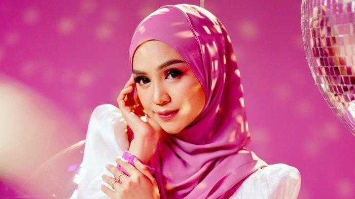 Lirik Lagu Merinding Disko- Ria Ricis, Masuk Trending di Youtube ...