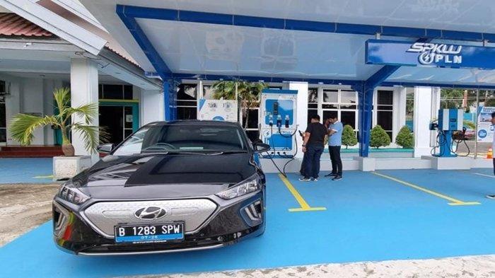 Dukung Ekosistem Kendaraan Listrik, PLN Gaet 48 Calon Mitra SPKLU dan SPBKLU - Tribunsumsel.com