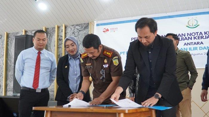 PLN UP3 Ogan Ilir Bersama Kejaksaan Negeri OKI Tandatangani MoU ...