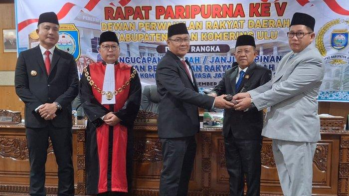 Parwanto dan Rudi Hartono Resmi Dilantik Menjadi Pimpinan DPRD OKU 2024-2029 - Tribunsumsel.com