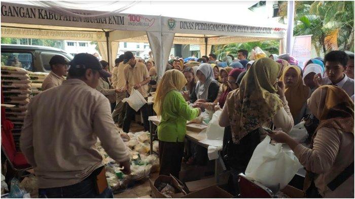 Pasar Murah di Muara Enim Hanya 1 Jam, 10 Ton Beras dan 2 Ton Telur ...