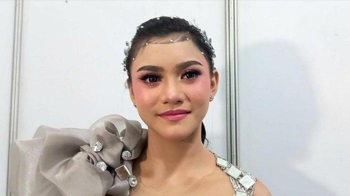 Balas Perjuangan Orangtua, Sri Devi Juara DA 5 Bakal Bangun Rumah di ...