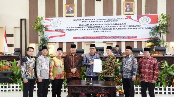 Pj Bupati M Farid Sepakat Terkait 7 Raperda Usul Inisiatif DPRD ...