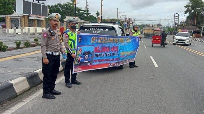 Satlantas Polres Ogan Ilir Gelar Operasi Keselamatan Musi di Depan Jalan Kopral Juni Indralaya ...