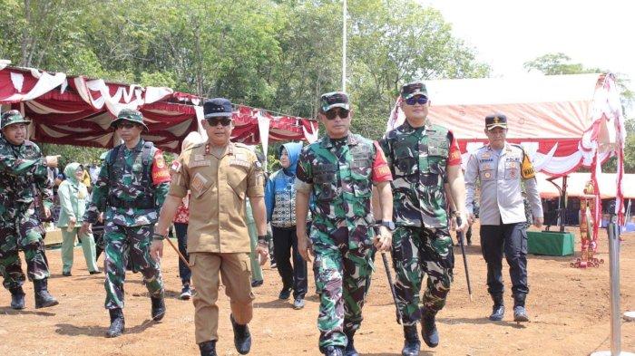Pj Bupati Empat Lawang Hadiri Penutupan TMMD ke 122 di Kecamatan Talang Padang - Tribunsumsel.com