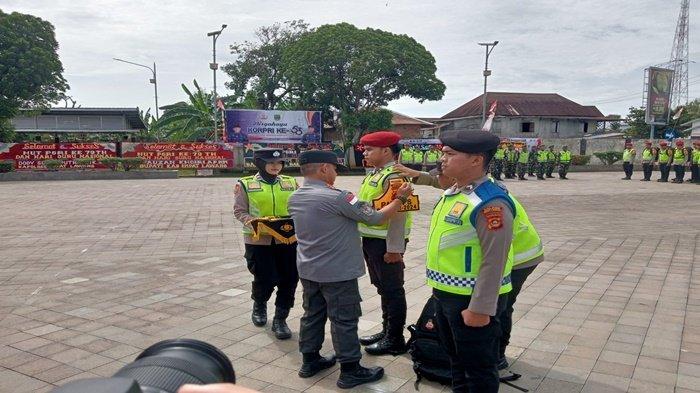 Pj Bupati Fauzan Khoiri Ikuti Apel Pergeseran Pasukan Pengamanan TPS Pilkada Serentak 2024 ...
