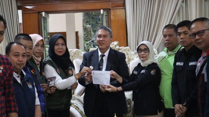 KPU Muara Enim Mulai Lakukan Coklit Selama Satu Bulan, Diawali Dirumah Dinas Pj Bupati Muara ...