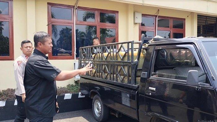 Polres Musi Rawas Bongkar Penimbunan BBM Subsidi di Muara Kelingi, Amankan 1,2 Ton BBM dan 6 ...
