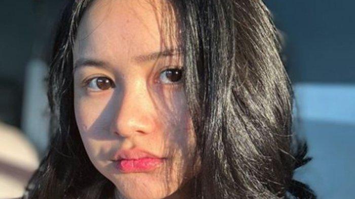 Profil Adinda Azani Bintang Sinetron Naik Ranjang Berperan jadi Tyas, Gadis Jatuh Cinta ke ...