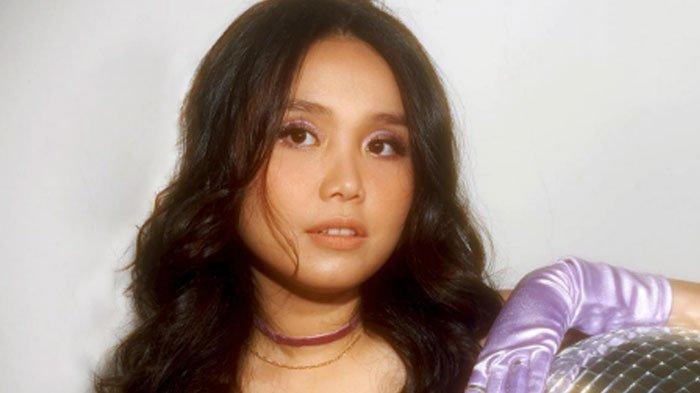 Profil Neida Aleida Vokalis HIVI Umumkan Hengkang setelah 8 Tahun ...