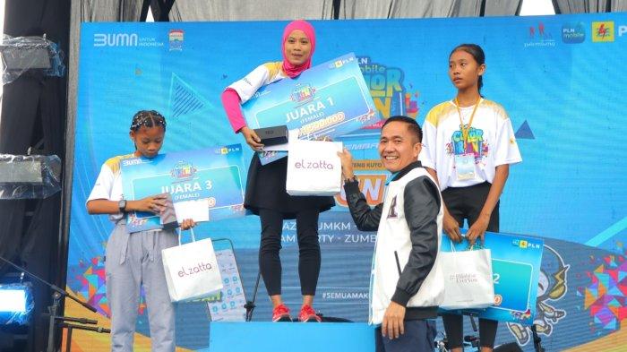 Beri Sambungan Listrik Gratis Pada Masyarakat Tidak Mampu, Ratu Dewa ...