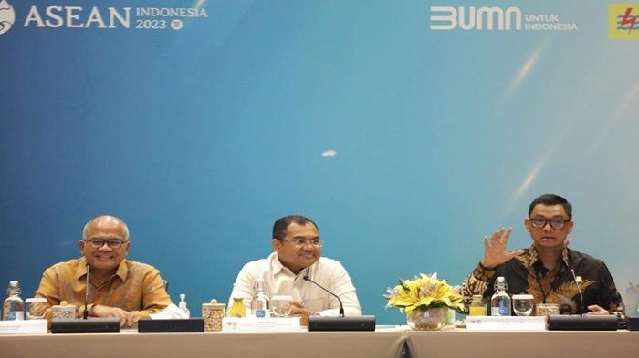 RUPS PLN Tetapkan Jajaran Direksi dan Komisaris Baru, Ini Nama-Namanya - Tribunsumsel.com