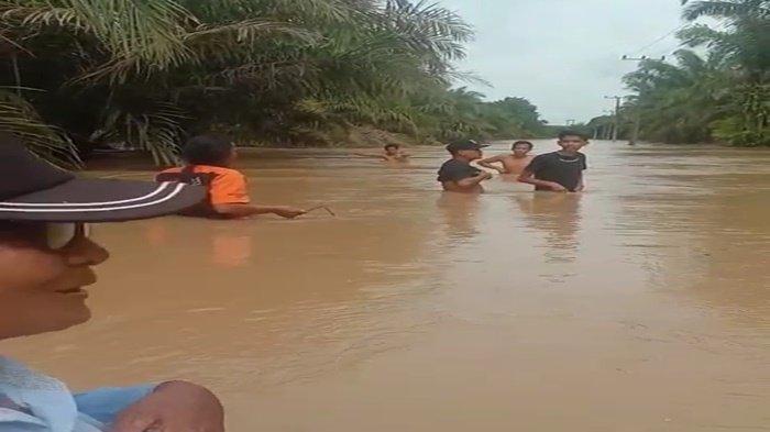 BPBD Musi Rawas Tetapkan Status Siaga Banjir, Longsor dan Puting Beliung, Dampak Cuaca Ekstrem ...