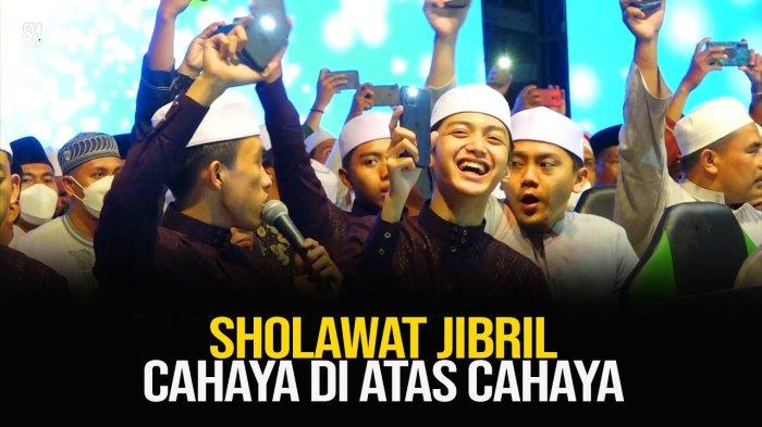 Sholawat Jibril: Lirik dan Terjemahan Lantunan Sholawat Populer ...