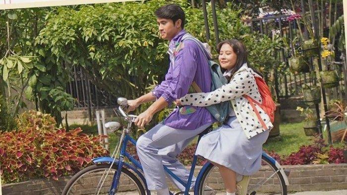 Sinopsis & Jadwal Film Gita Cinta dari SMA di Bioskop, Film Jadul ...