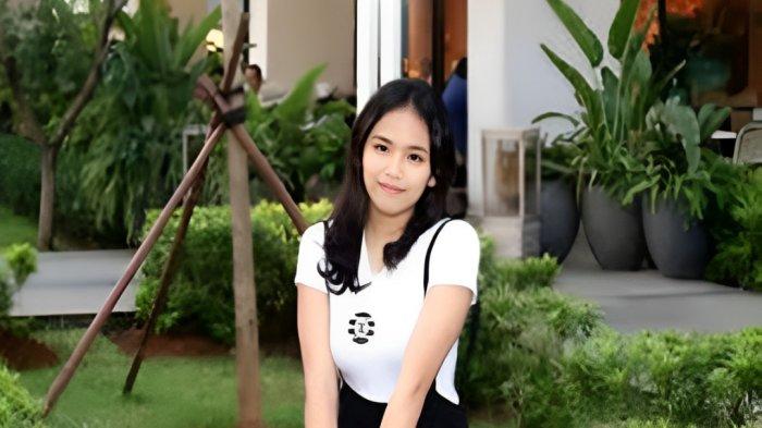 Postingan Terakhir Sinta Amelia Korban Hilang di Kebakaran Glodok Plaza ...