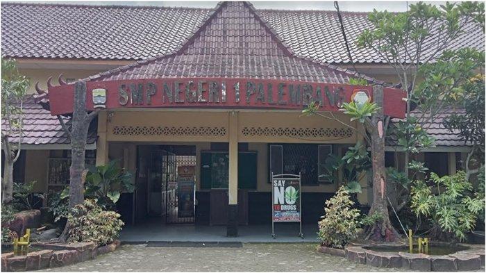 Soal Ujian Sekolah SMP Negeri 1 Palembang Menggunakan Google Form ...