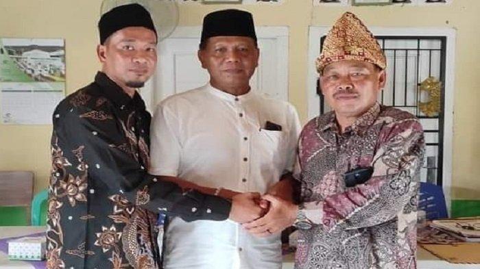 Sampai Puskesmas Tak Sadar, Sukoco Calon Kades Sungai Jauh Muratara ...