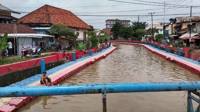 Sungai Sekanak Lambidaro Palembang Jadi Destinasi Wisata Dadakan, Bisa Berenang Saat Air Pasang ...