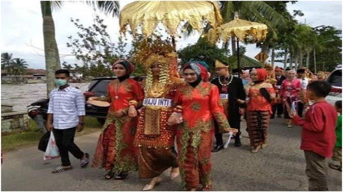 Mengenal Tradisi Mabang Handak, 7 Rangkaian Pesta Pernikahan Termewah ...