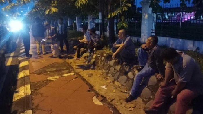 Datangi Kantor Walikota Prabumulih Jumat Subuh, Ini Tujuan Puluhan Warga Payuputat ...