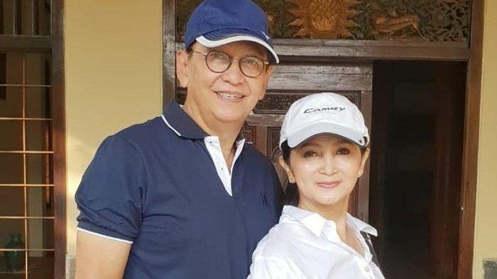 Usianya Sudah 56 Tahun, Intip Potret Ibu Tiri Gading Marten yang Kece bak ABG, Tak Kalah dari ...