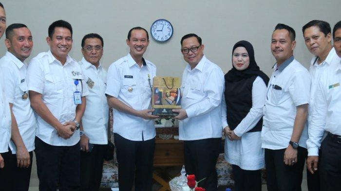 Dirut Swarna Dwipa Curhat ke Walikota Palembang Harnojoyo ...