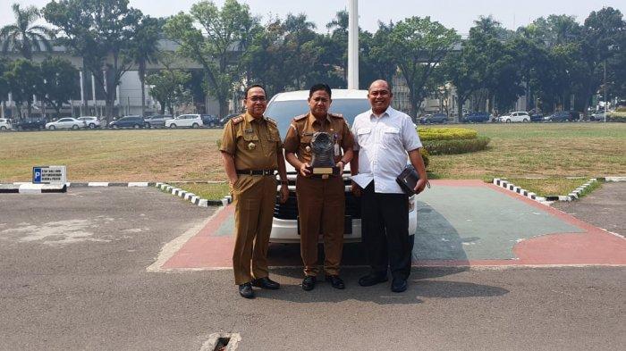 Pemprov Sumsel Dapat Mobil Operasional dari BPJS Ketenagakerjaan ... Pemprov Sumsel Dapat Mobil Operasional dari BPJS Ketenagakerjaan ...