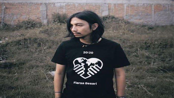 Biodata dan Biografi Fiersa Besari, Cuitannya Sindir Pernikahan ...