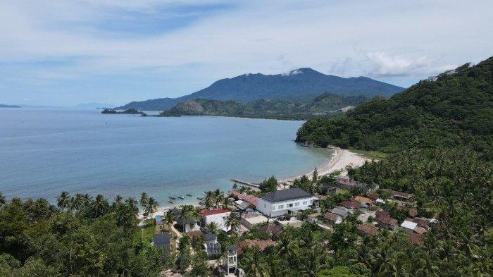 Inovasi dengan BRImo, Agen BRILink, dan QRIS, Desa Kelawi Raih ...