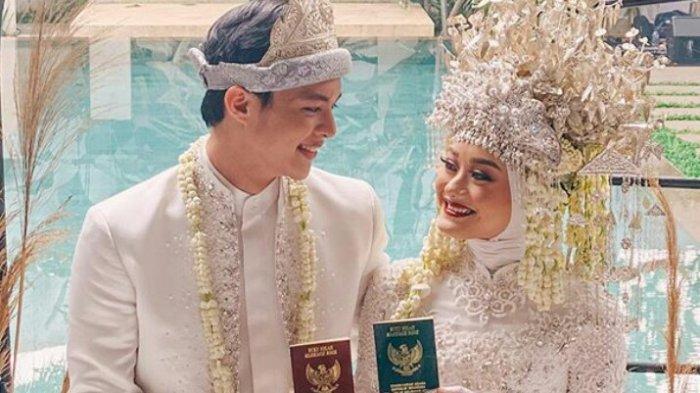 Menikah Tanpa Pacaran Dinda Hauw Dan Rey Mbayang Bagi Momen Romantis