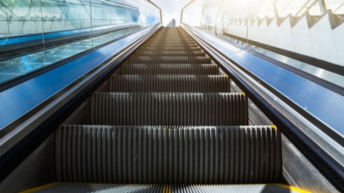 Penasaran Apa Fungsi Alur pada Eskalator? Ini Jawabannya - Tribunsumsel.com