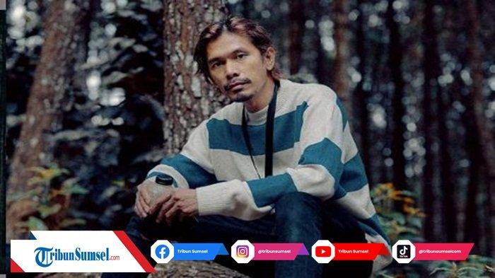 Biodata Profil Lukman Gitaris Band Noah, Nama Istri Anak Hingga Hobi ...