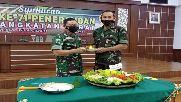Pendam II/SWJ Gelar Peringatan HUT Ke-71 Penerangan TNI AD, Konsisten Ajak Masyarakat Taat ...