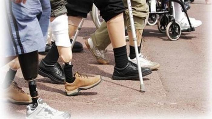 Sepatu Baru Berhak 12 Cm itu Ternyata Seharga Kaki Pemiliknya ...