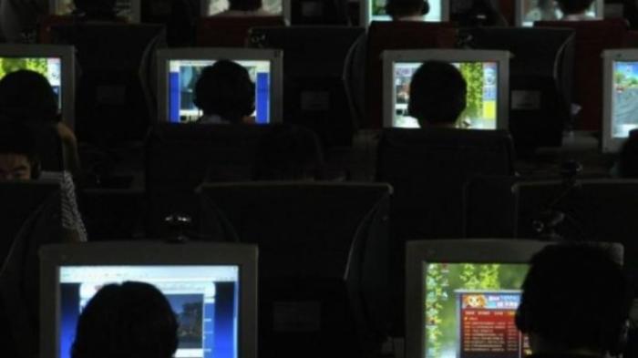 Dikira Meninggal, Wanita Ini Ternyata Ngumpet Main Game di Warnet ...