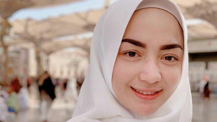 Dulu Ratu Sinetron, Imel Putri Cahyati Sambung Hidup Jualan Baju, Kini ...