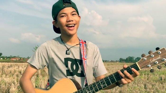 Ingat dengan Pengamen Cilik, Tegar yang Dulu Viral? Begini Nasib ...