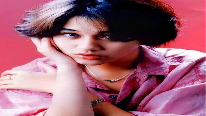 Lirik Lagu Seberkas Sinar Nike Ardilla, Dirilis 2 Juni 1989 Masuk Album ...