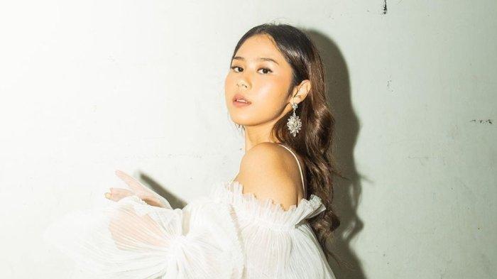 Biodata Profil Nadin Amizah Punya Quotes Jadilah Kaya, Saat Kita Miskin ...