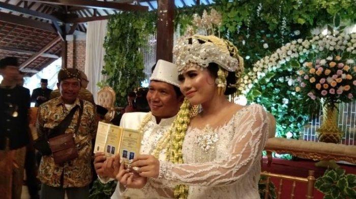 Pelawak Ginanjar Resmi Jadi Bapak di Usia 56 Tahun : Selama Ini Saya ...