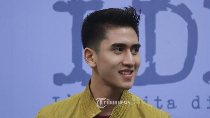 Tak Hanya Jago Akting dan Nyanyi, 4 Artis Indonesia Mampu Terbangkan ...