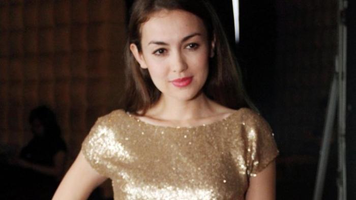 Si Cantik Rianti Cartwright Bakal Jadi MC Opening AUG 2014 ...