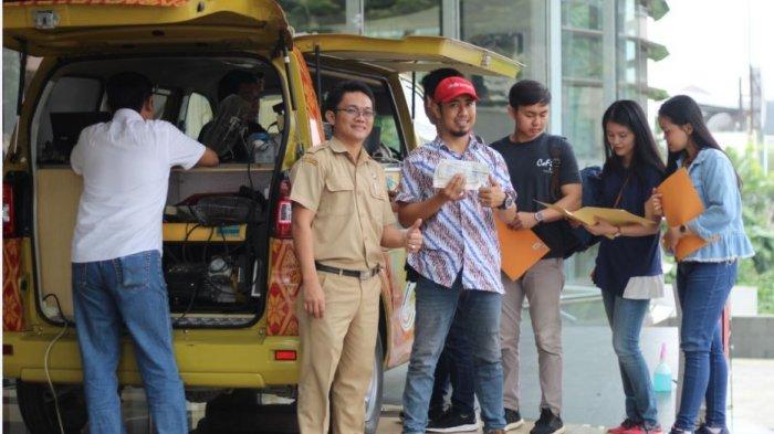 Bayar Pajak Kendaraan Lebih Mudah di Samsat Corner Gramedia World ...