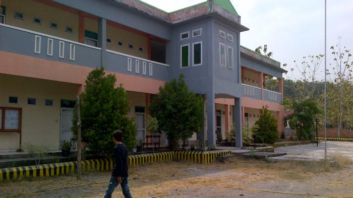 STKIP Sera Lahat Tunggu Pemberitahuan Dikti - Tribunsumsel.com