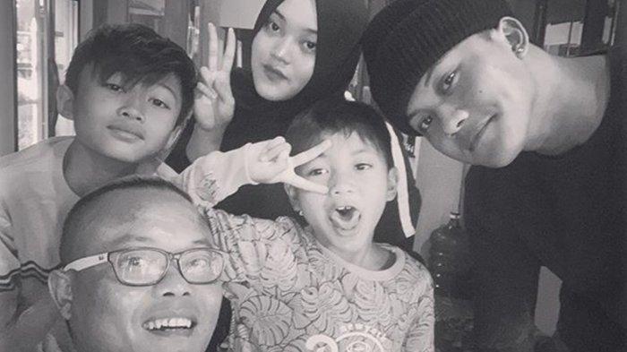 Sule Curhat Kenang Masa Lalu, Dulu Tak Dekat dengan Anak Sampai Bahagia ...