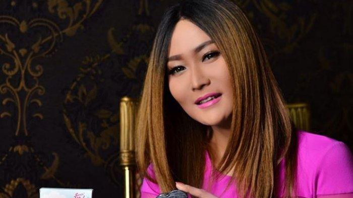 Tajir Melintir, Inul Daratista Tak Sungkan Duduk di Lantai saat ...