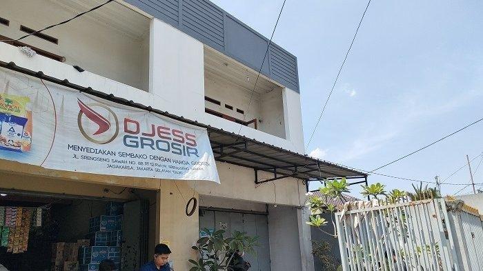 Melihat Rumah Produksi Film Dewasa Digerebek di Jaksel, Tertutup Terus, Warga Takut Masuk ...